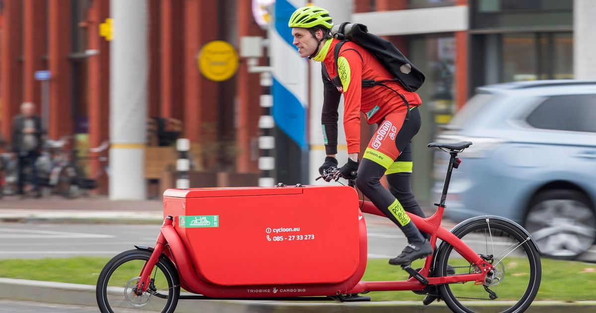 Fietskoerier Marco: Hard fietsen is mijn werk. Heerlijk